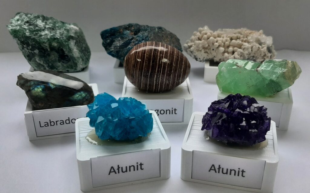 Silesian University of Technology | An interactive stand for ...